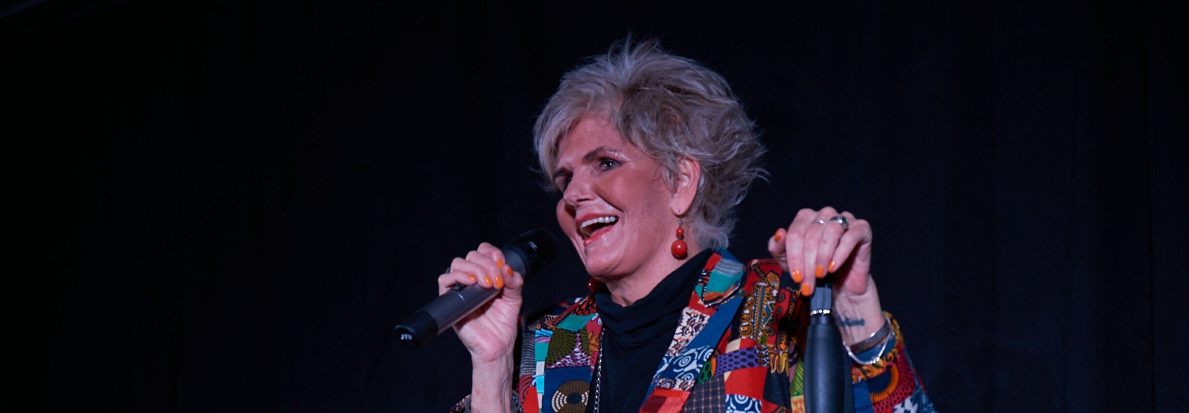 An evening with PJ Powers — The Green Dragon Hotel